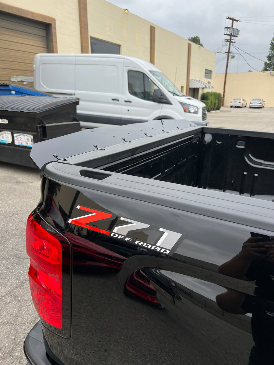 2016 - 2018 Silverado/ Sierra: Nascar Design Wickerbill – KNG Motorsports